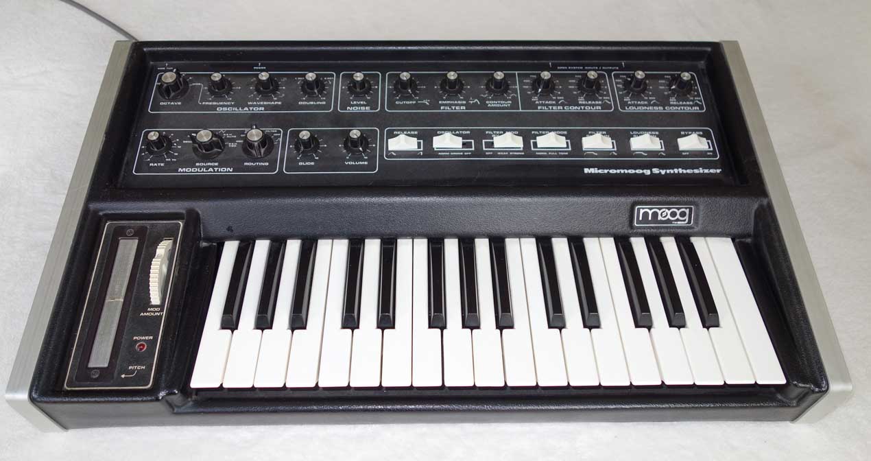 Vintage MOOG MicroMoog Analog Synthesizer