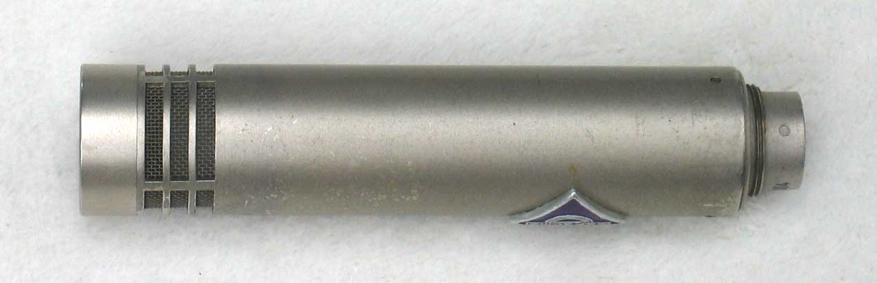 Vintage Neumann KM84 Cardioid Condenser Microphone and Case KM-84