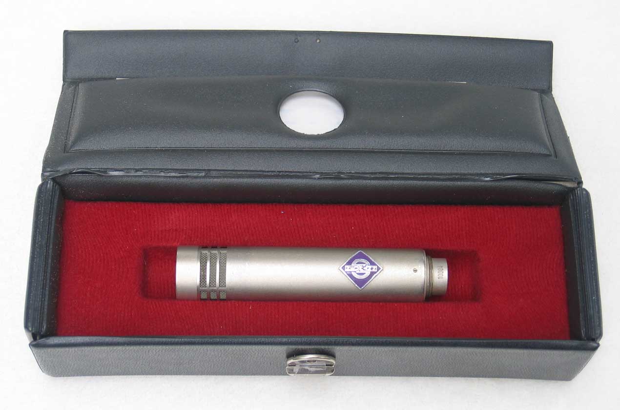 Vintage Neumann KM84 Cardioid Condenser Microphone and Case KM-84